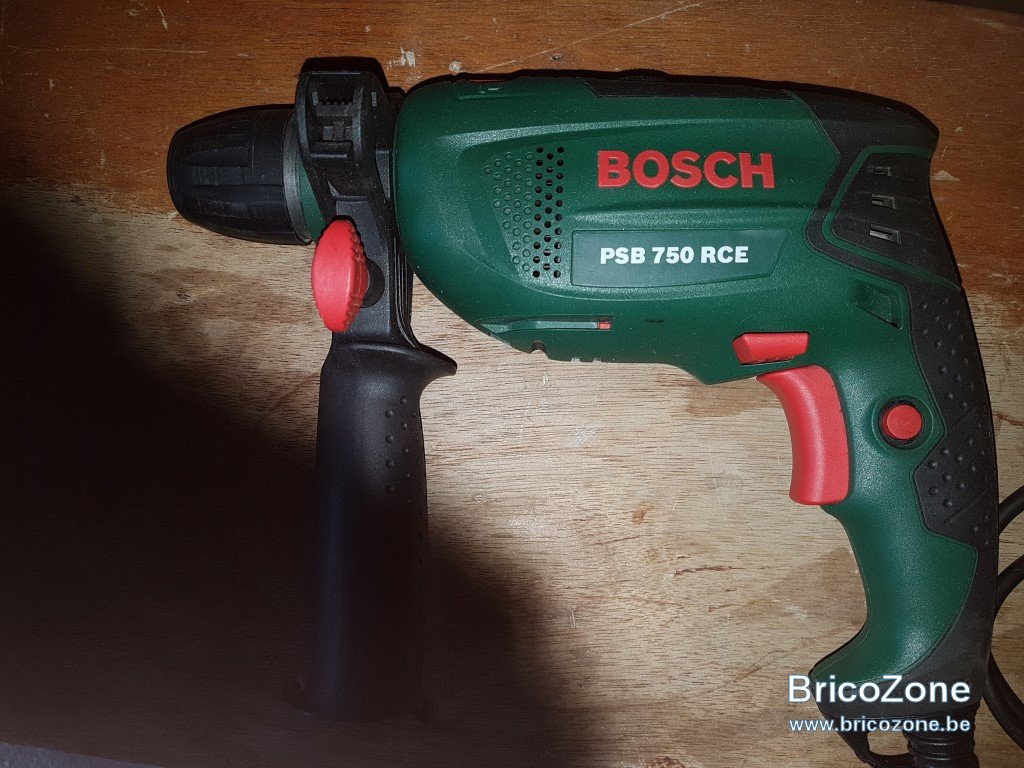 [Test] Perceuse à percussion filaire - Bosch PSB 750 RCE