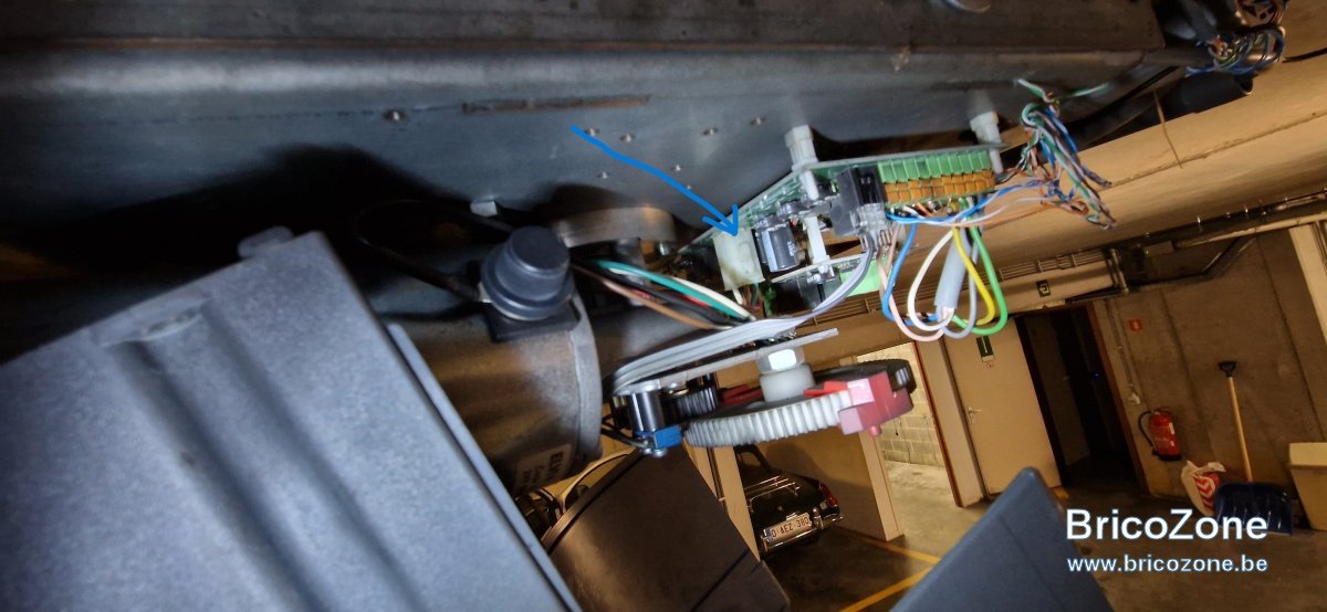 Automatisme porte de garage TS 75/100 SEIP défectueux | BricoZone