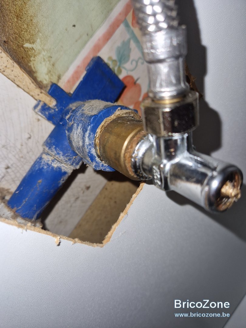 Robinet shell impossible à enlever | BricoZone
