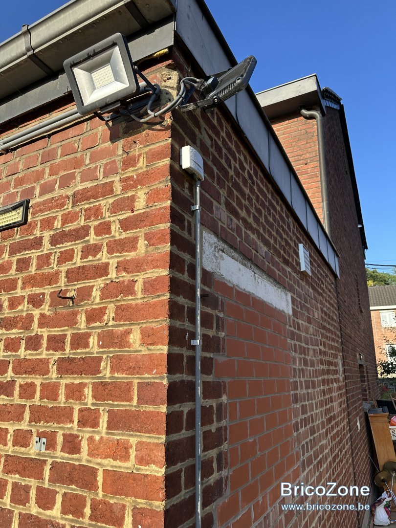 Comment brancher le VR920 sur une chaudière vaillant qui a un ...